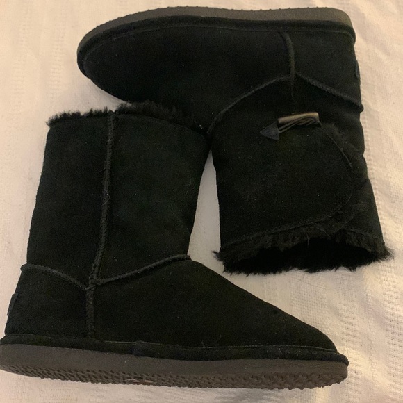 Bjorndal | Shoes | New Bjorndal Suede Sherpa Lined Boots | Poshmark